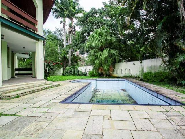Casa / Sobrado para Venda em São Paulo/SP Alto de Pinheiros 4 Quartos
