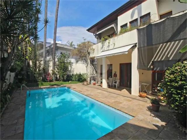 Casa / Sobrado para Venda em São Paulo/SP Alto de Pinheiros 4 Quartos