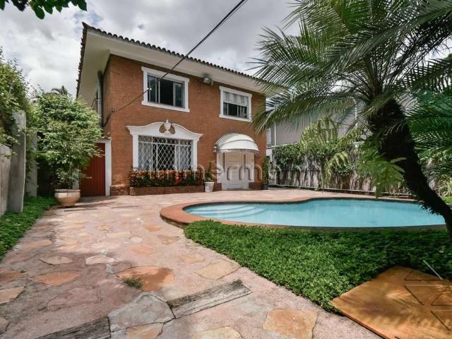 Casa / Sobrado para Venda em São Paulo/SP Vila Madalena 4 Quartos