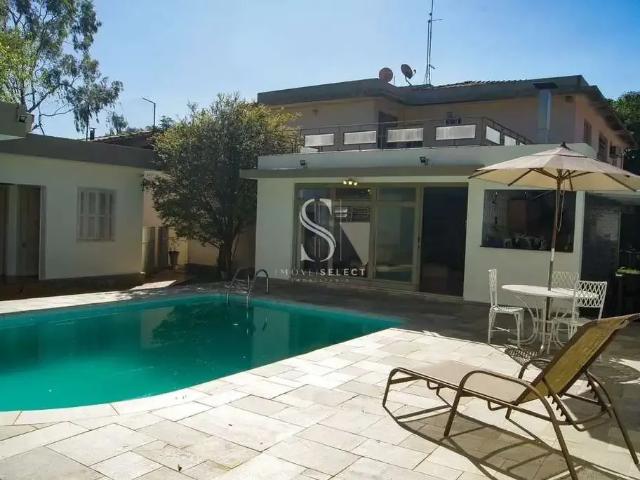 Casa / Sobrado para Venda em São Paulo/SP Alto de Pinheiros 4 Quartos
