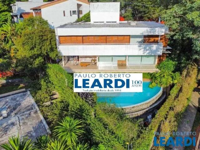 Casa / Sobrado para Venda em São Paulo/SP Alto de Pinheiros 4 Quartos