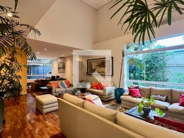Casa / Sobrado para Venda em São Paulo/SP Alto de Pinheiros 4 Quartos