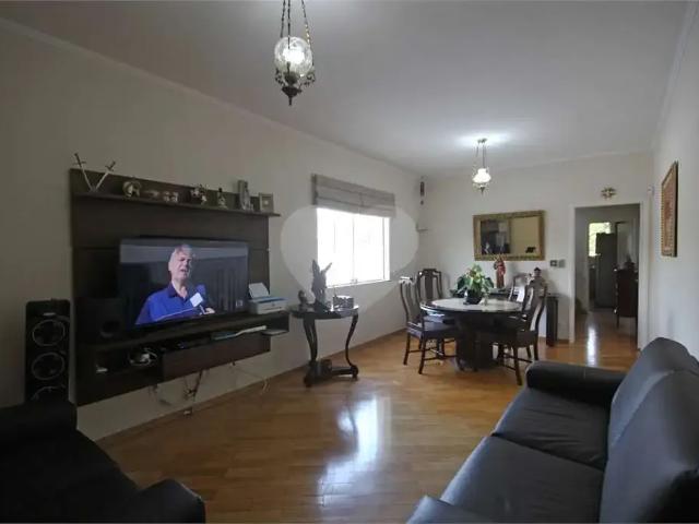 Casa / Sobrado para Venda em São Paulo/SP Alto de Pinheiros 4 Quartos