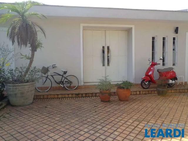 Casa / Sobrado para Venda em São Paulo/SP Alto de Pinheiros 4 Quartos