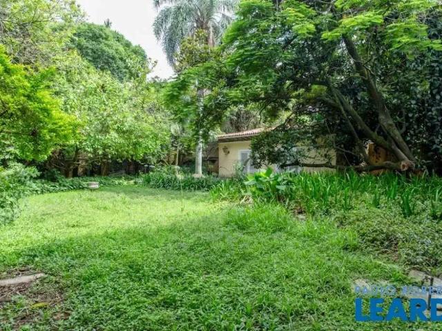 Casa / Sobrado para Venda em São Paulo/SP Alto de Pinheiros 4 Quartos