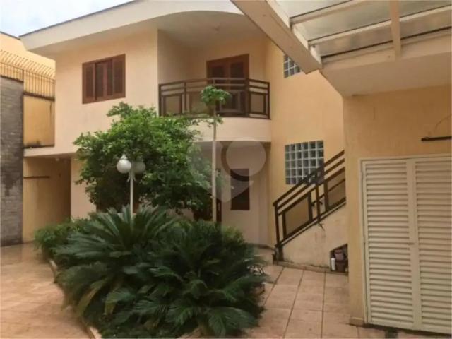 Casa / Sobrado para Venda em São Paulo/SP Alto de Pinheiros 4 Quartos
