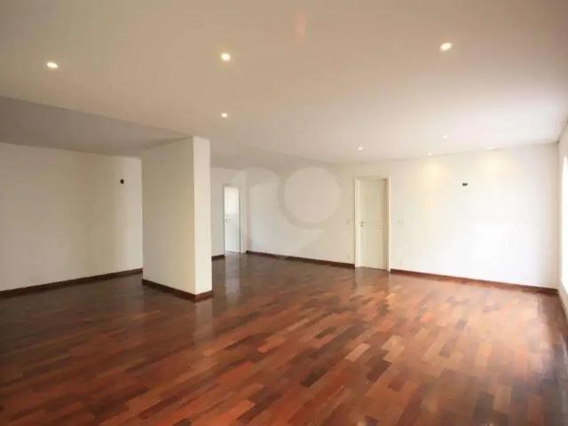Casa / Sobrado para Venda em São Paulo/SP Alto de Pinheiros 4 Quartos