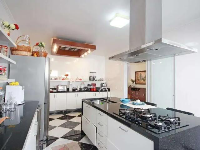 Casa / Sobrado para Venda em São Paulo/SP Alto de Pinheiros 5 Quartos