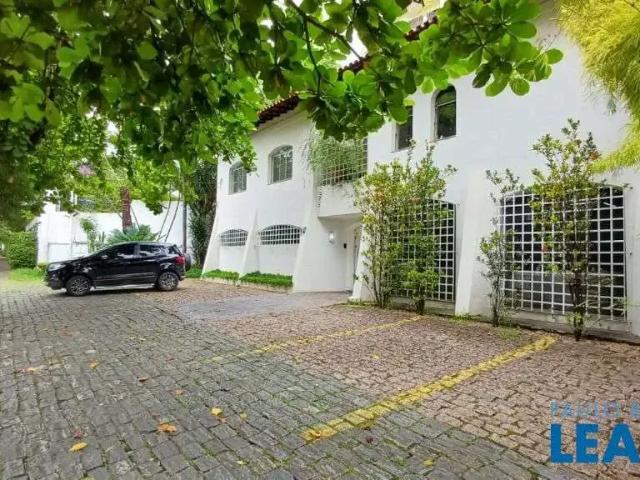 Casa / Sobrado para Venda em São Paulo/SP Alto de Pinheiros 4 Quartos