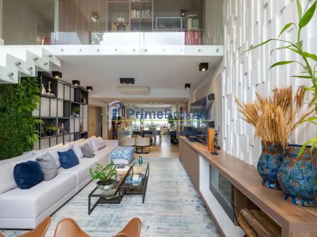 Casa / Sobrado para Venda em São Paulo/SP Alto de Pinheiros 4 Quartos