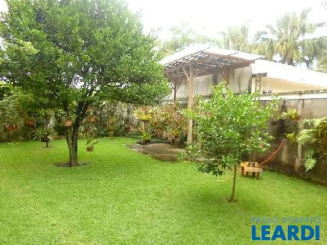 Casa / Sobrado para Venda em São Paulo/SP Alto de Pinheiros 4 Quartos