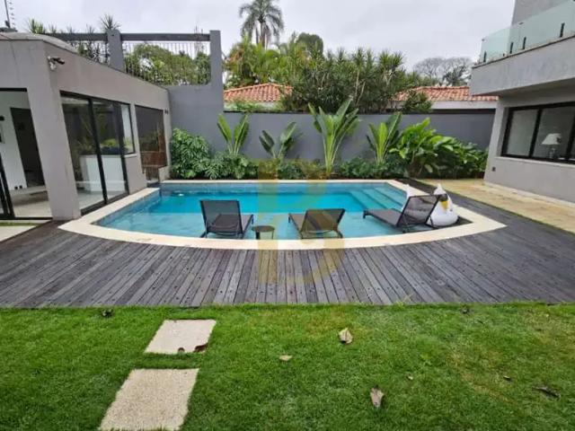 Casa / Sobrado para Venda em São Paulo/SP Alto de Pinheiros 4 Quartos