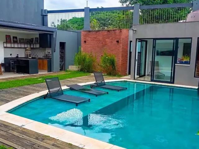 Casa / Sobrado para Venda em São Paulo/SP Alto de Pinheiros 4 Quartos