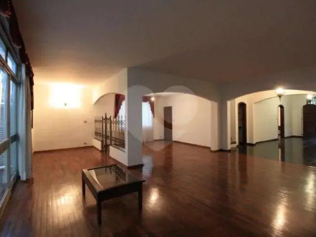 Casa / Sobrado para Venda em São Paulo/SP Alto de Pinheiros 4 Quartos