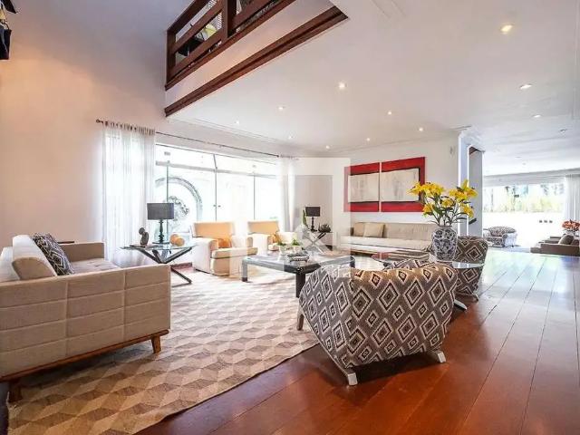 Casa / Sobrado para Venda em São Paulo/SP Alto de Pinheiros 4 Quartos