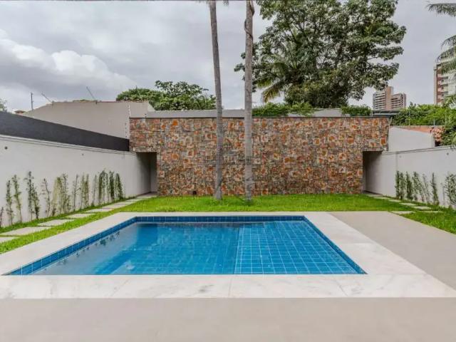 Casa / Sobrado para Venda em São Paulo/SP Alto de Pinheiros 4 Quartos