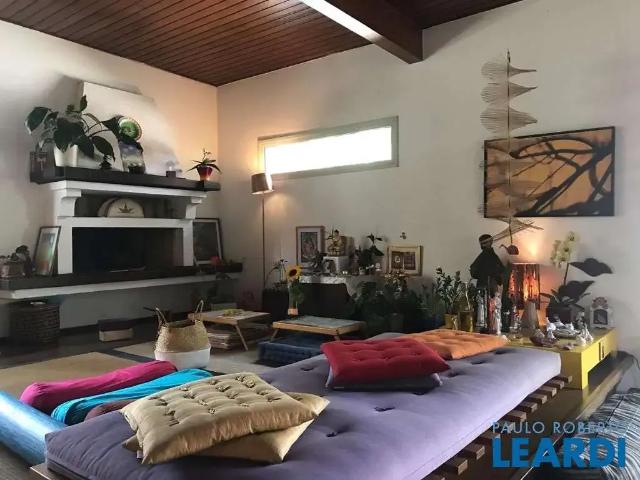 Casa / Sobrado para Venda em São Paulo/SP Alto de Pinheiros 4 Quartos