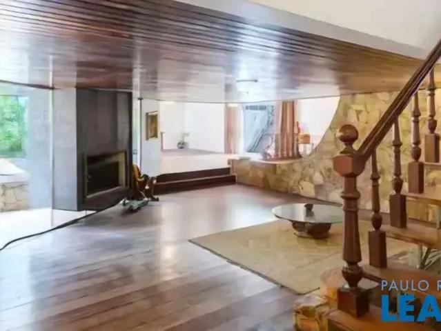Casa / Sobrado para Venda em São Paulo/SP Alto de Pinheiros 4 Quartos