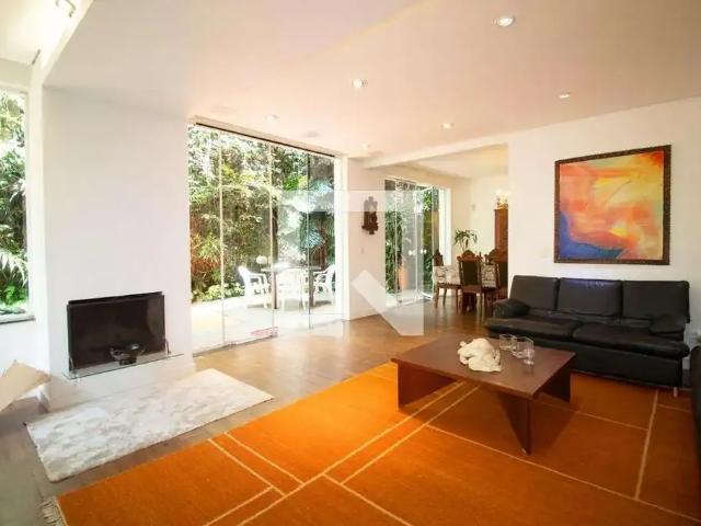 Casa / Sobrado para Venda em São Paulo/SP Alto de Pinheiros 4 Quartos