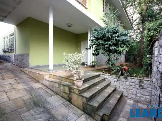 Casa / Sobrado para Venda em São Paulo/SP Alto de Pinheiros 4 Quartos
