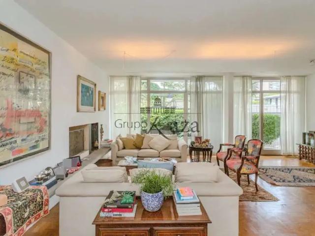 Casa / Sobrado para Venda em São Paulo/SP Alto de Pinheiros 4 Quartos