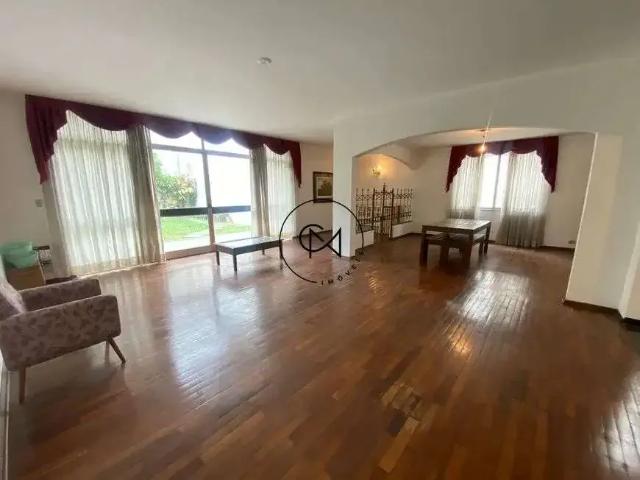 Casa / Sobrado para Venda em São Paulo/SP Alto de Pinheiros 4 Quartos