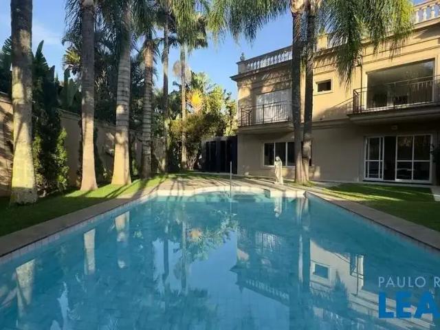Casa / Sobrado para Venda em São Paulo/SP Alto de Pinheiros 4 Quartos