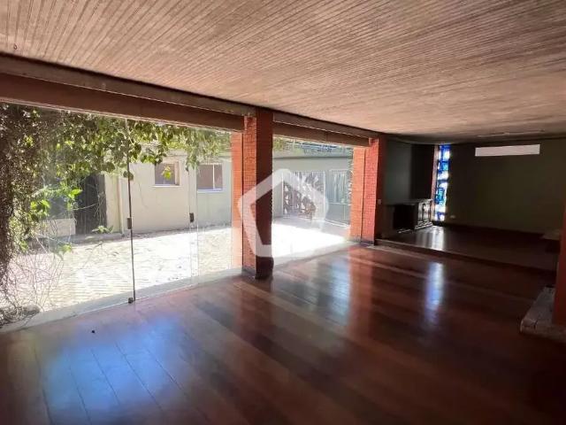 Casa / Sobrado para Venda em São Paulo/SP Alto de Pinheiros 4 Quartos