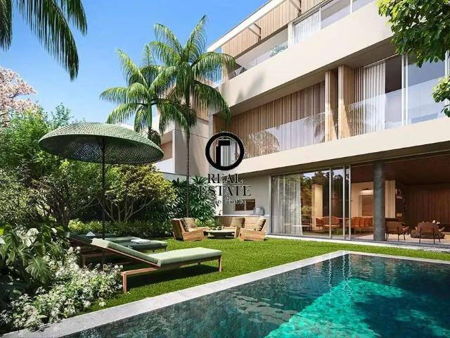 Casa / Sobrado para Venda em São Paulo/SP Alto de Pinheiros 4 Quartos