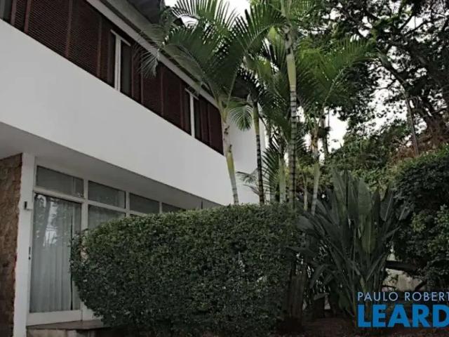Casa / Sobrado para Venda em São Paulo/SP Alto de Pinheiros 4 Quartos