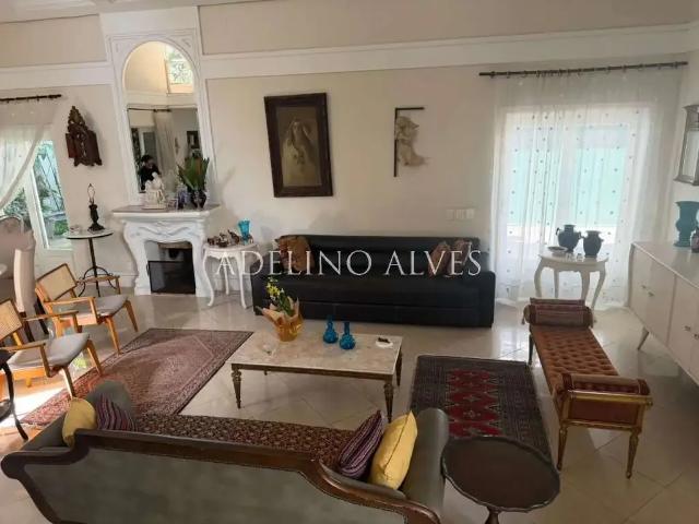 Casa / Sobrado para Venda em São Paulo/SP Alto de Pinheiros 4 Quartos