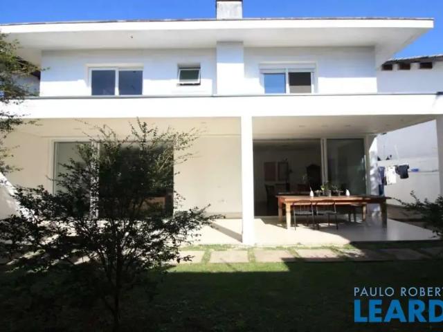 Casa / Sobrado para Venda em São Paulo/SP Alto de Pinheiros 4 Quartos