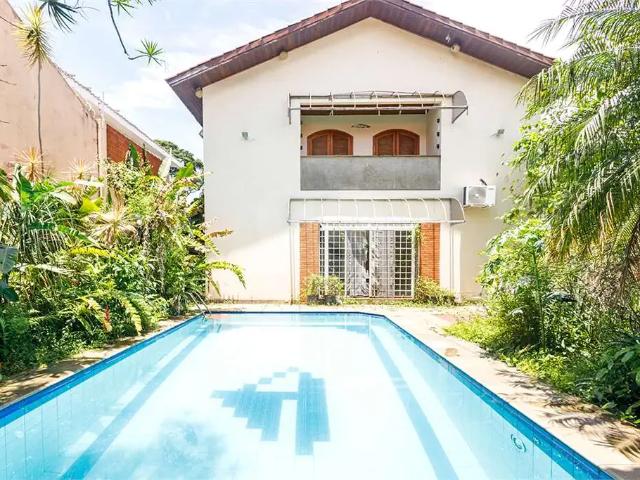Casa / Sobrado para Venda em São Paulo/SP Alto de Pinheiros 4 Quartos