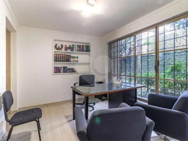 Casa / Sobrado para Venda em São Paulo/SP Alto de Pinheiros 4 Quartos