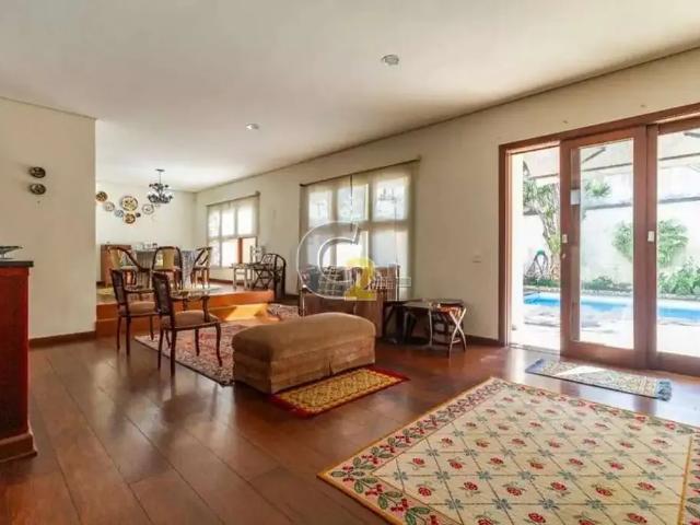 Casa / Sobrado para Venda em São Paulo/SP Alto de Pinheiros 4 Quartos