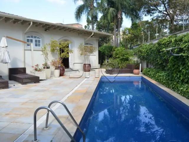 Casa / Sobrado para Venda em São Paulo/SP Alto de Pinheiros 4 Quartos