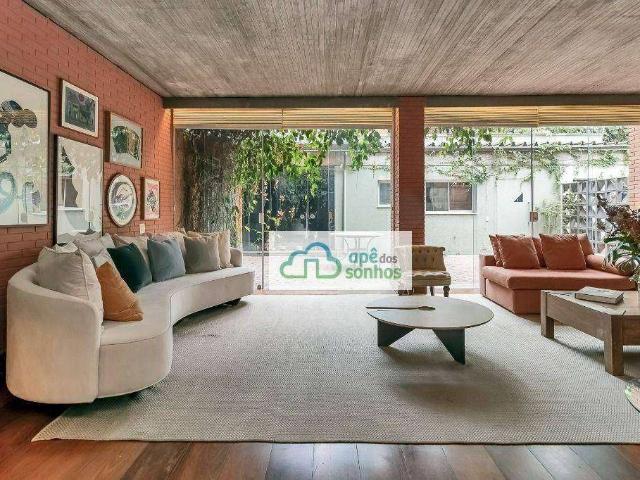 Casa / Sobrado para Venda em São Paulo/SP Alto de Pinheiros 4 Quartos