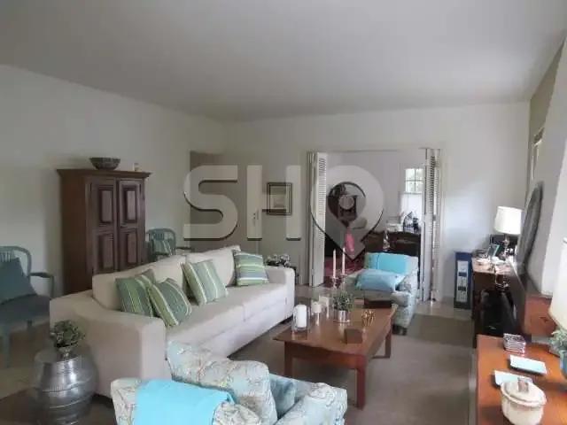 Casa / Sobrado para Venda em São Paulo/SP Alto de Pinheiros 4 Quartos