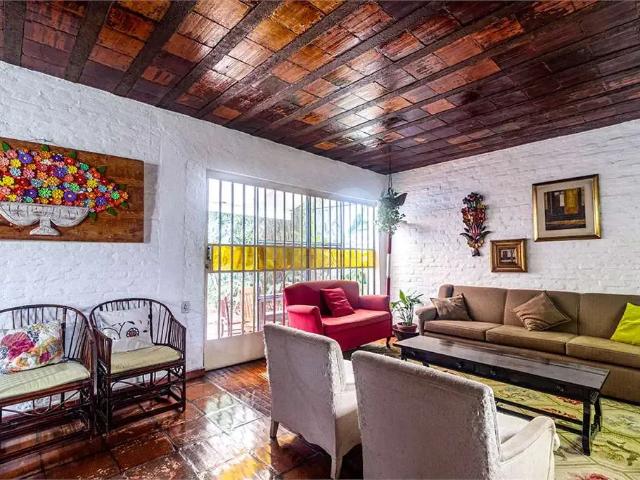 Casa / Sobrado para Venda em São Paulo/SP Alto de Pinheiros 4 Quartos