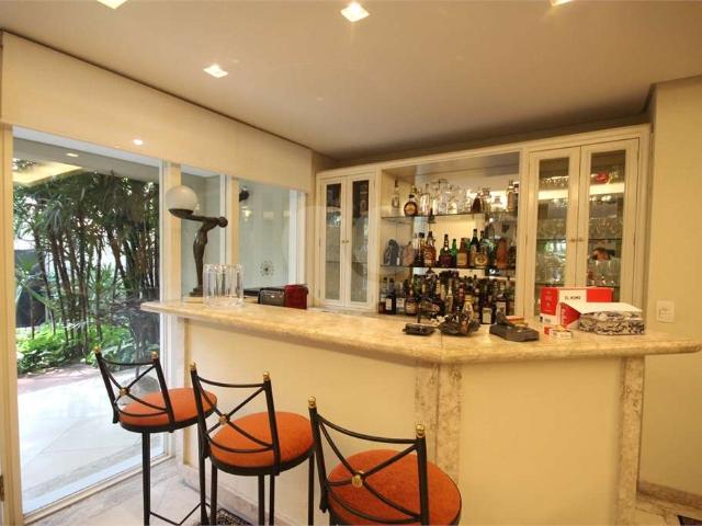 Casa / Sobrado para Venda em São Paulo/SP Alto de Pinheiros 4 Quartos
