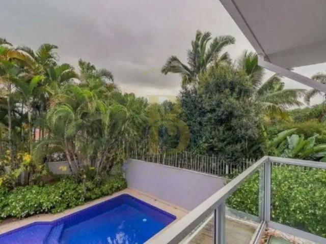 Casa / Sobrado para Venda em São Paulo/SP Alto de Pinheiros 4 Quartos