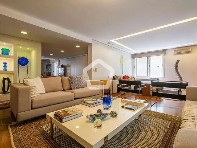 Casa / Sobrado para Venda em São Paulo/SP Alto de Pinheiros 4 Quartos
