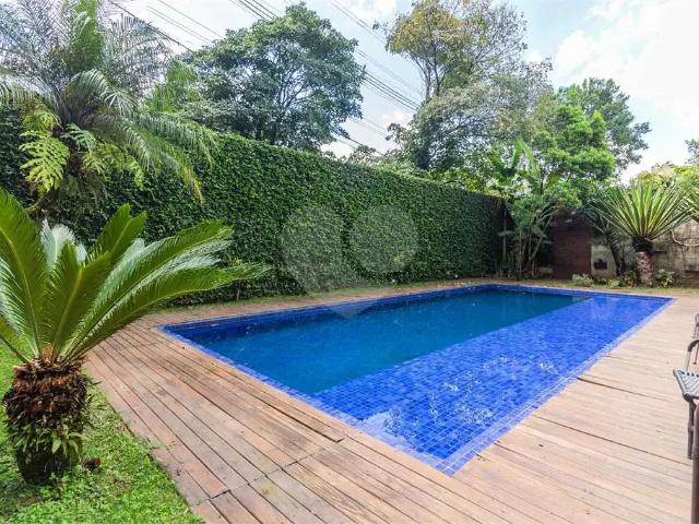 Casa / Sobrado para Venda em São Paulo/SP Alto de Pinheiros 4 Quartos