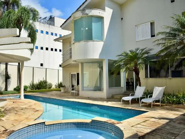 Casa / Sobrado para Venda em São Paulo/SP Alto de Pinheiros 4 Quartos