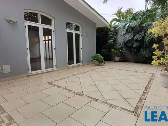 Casa / Sobrado para Venda em São Paulo/SP Alto de Pinheiros 4 Quartos
