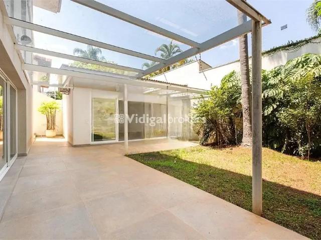 Casa / Sobrado para Venda em São Paulo/SP Alto de Pinheiros 5 Quartos