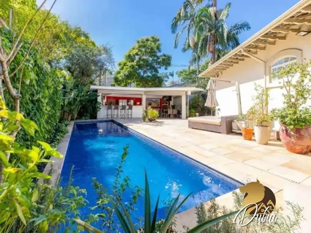 Casa / Sobrado para Venda em São Paulo/SP Alto de Pinheiros 5 Quartos
