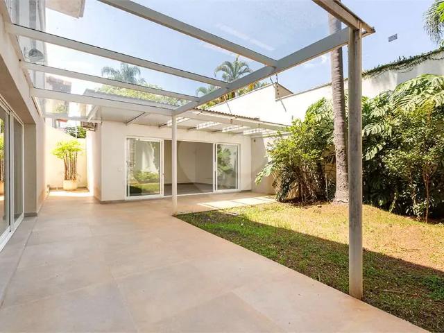 Casa / Sobrado para Venda em São Paulo/SP Alto de Pinheiros 5 Quartos