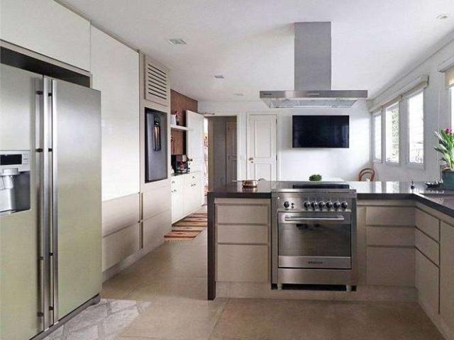 Casa / Sobrado para Venda em São Paulo/SP Alto de Pinheiros 5 Quartos