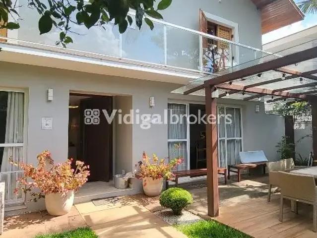 Casa / Sobrado para Venda em São Paulo/SP Alto de Pinheiros 5 Quartos